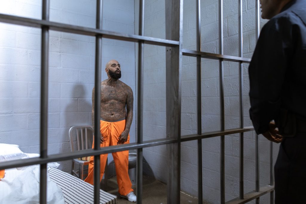 Devenir Gardien de Prison : Formation, Compétences et Carrière dans le ...